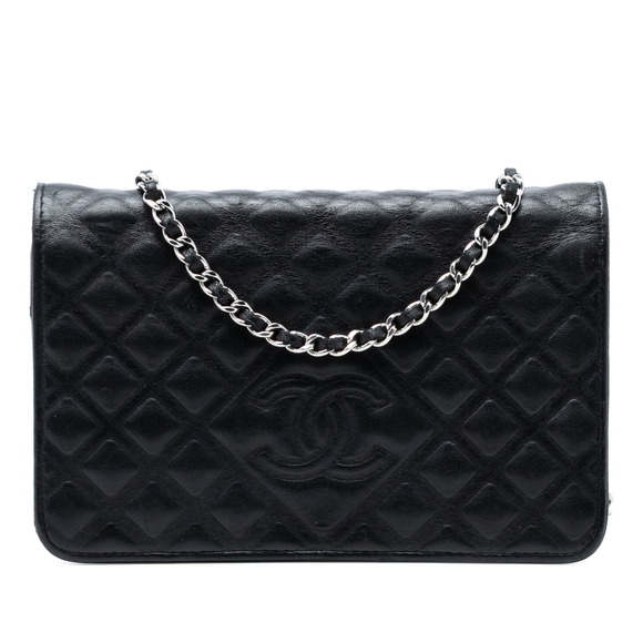 CHANEL | Bags | Preloved Chanel Cc Embossed Lambskin Diamond Wallet On ...